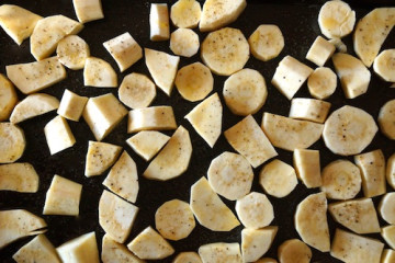 Creamy Parsnip Soup Recipe | Cooking On The Weekends