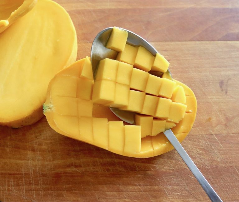 How to Cut a Mango | Cooking On The Weekends