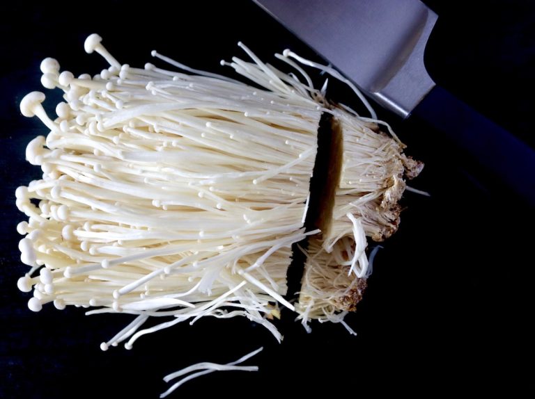 Spicy Enoki Mushrooms | Cooking On The Weekends